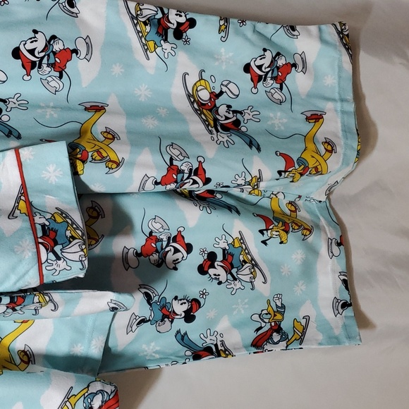 Disney | Intimates & Sleepwear | Disney 0 Adult Long Sleeve Notched ...